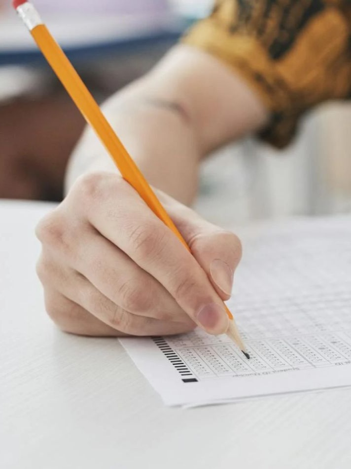 Tips: How To Tackle Tough Questions In Exams Like A Topper