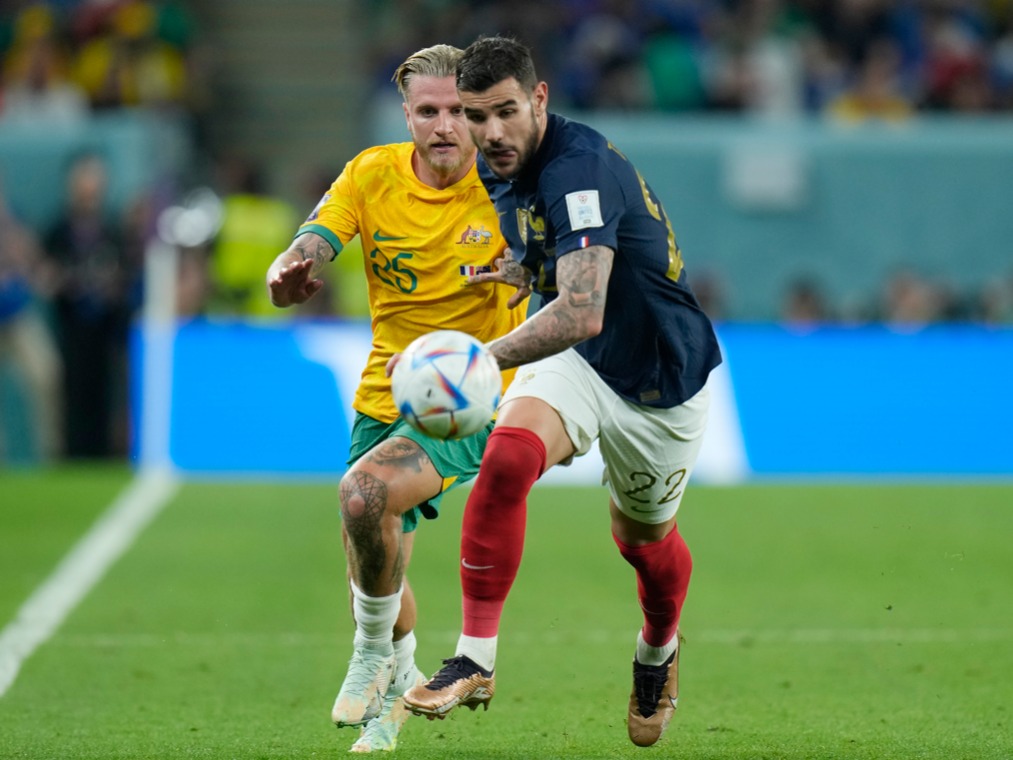 France defeat Socceroos after early threat