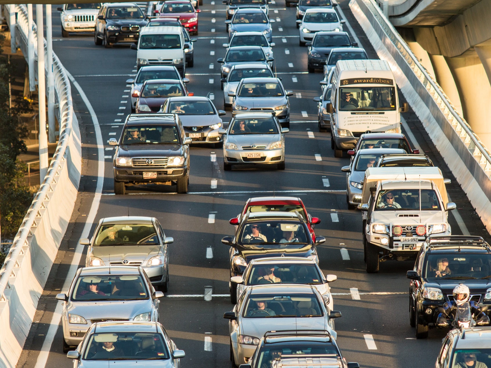 The friendly driving gesture that could cost you $337