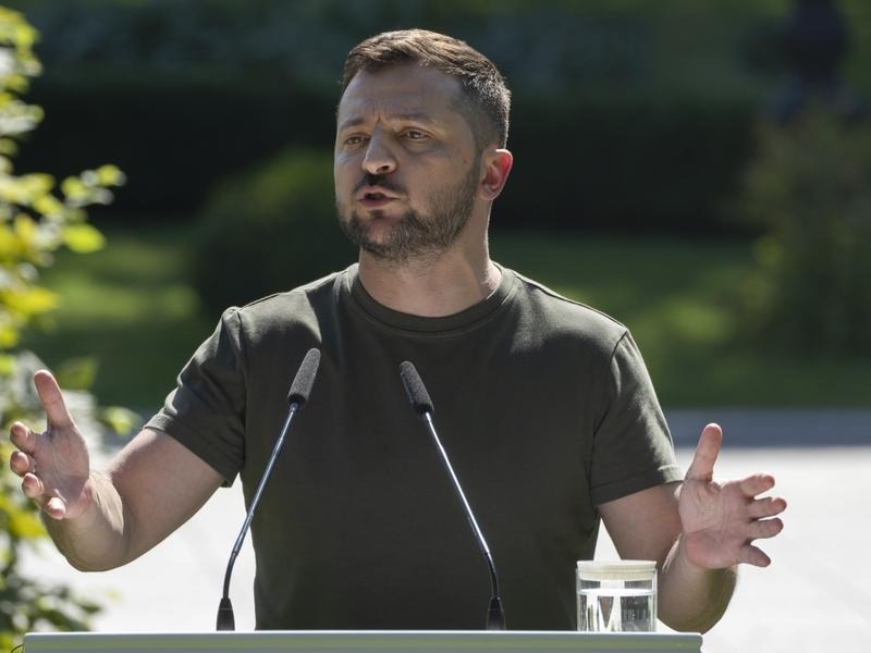 Russia waging war so Putin can stay in power, says Zelensky