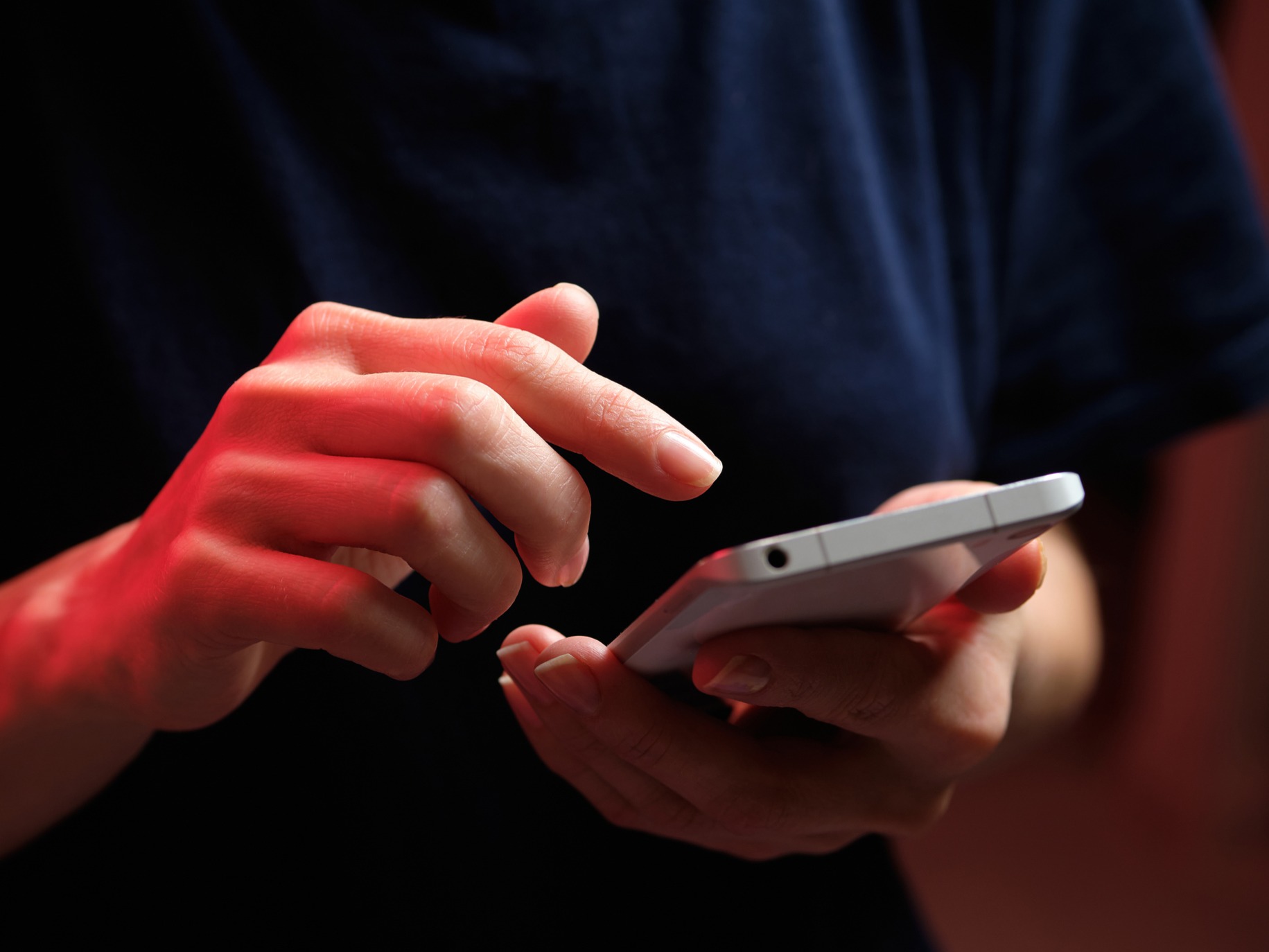 Warning for Android users for potential photo and contact wipe