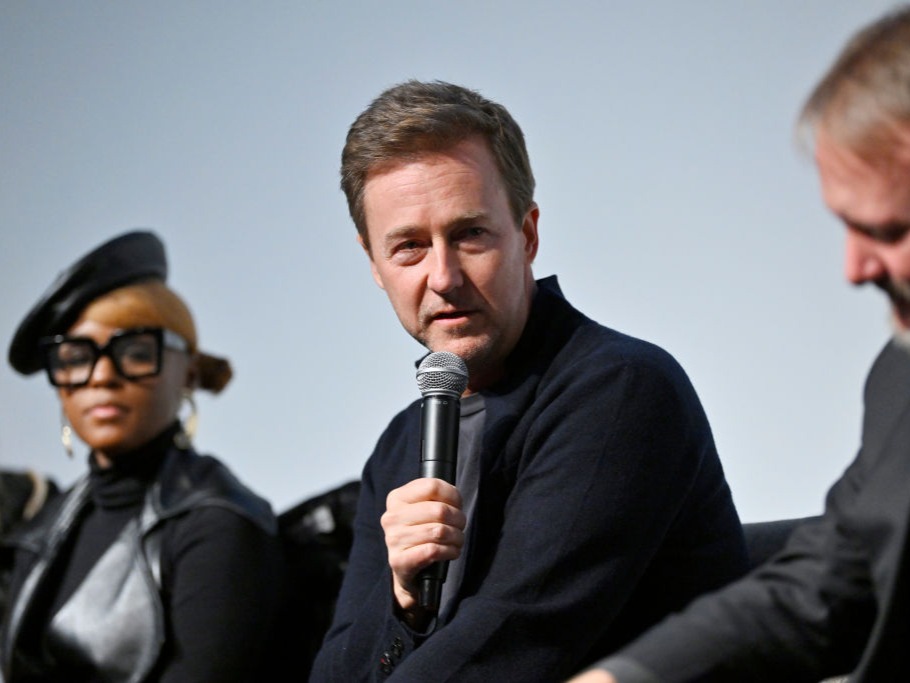 Edward Norton makes incredible family discovery