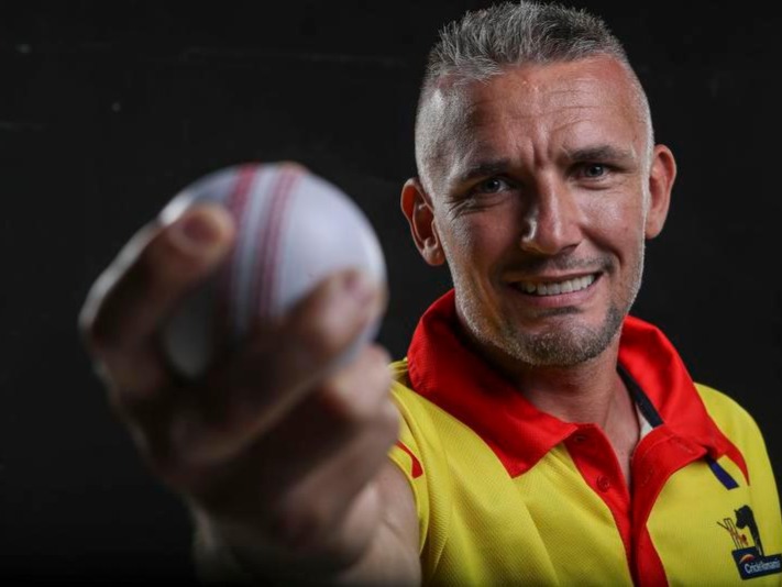 Cricket icon Pavel Florin heading west