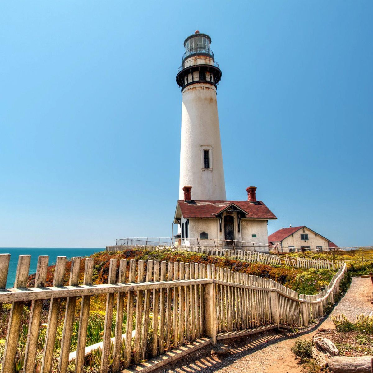 Most Beautiful Lighthouses In The USA