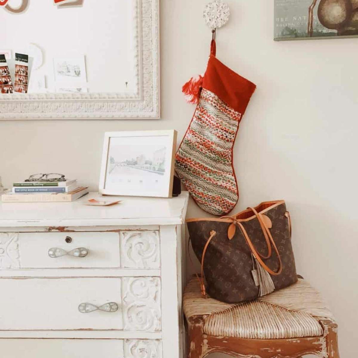 Best Stocking Stuffers for Travelers