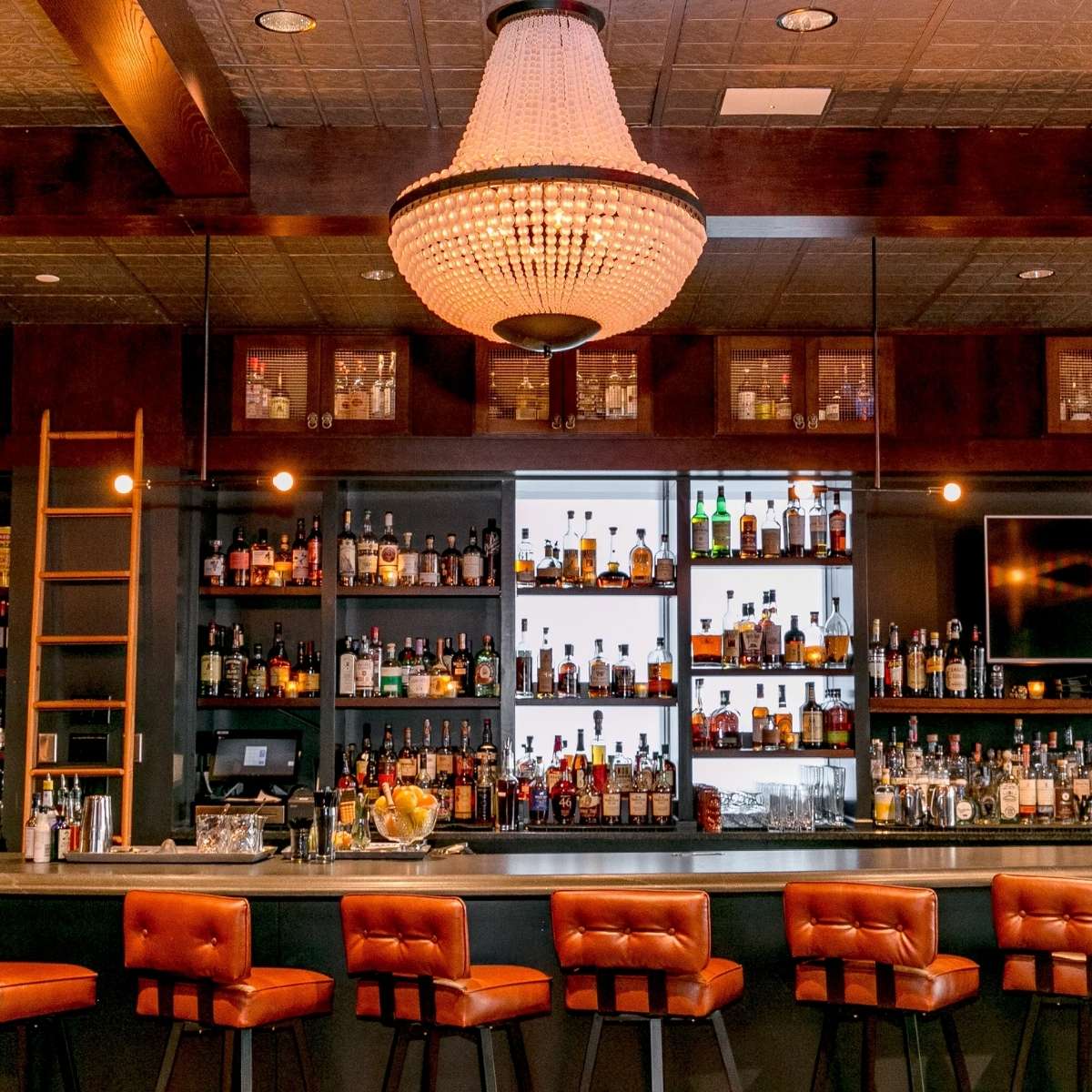 The 10 Best Bars in Boston