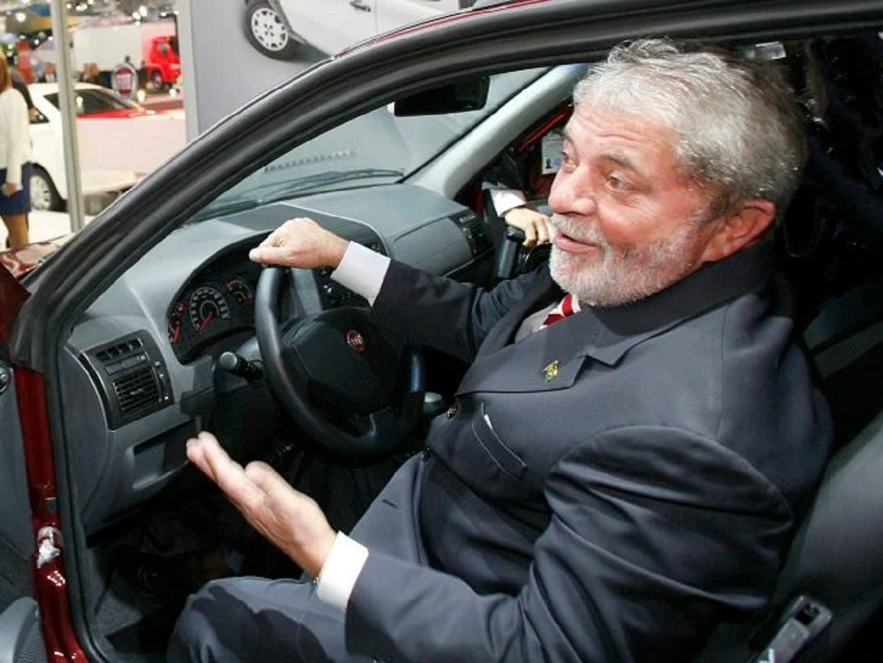 10 carros que fizeram sucesso quando Lula foi presidente