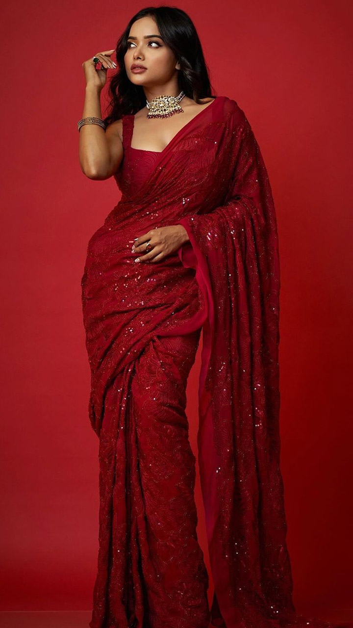 Manisha Rani's Saree Saga